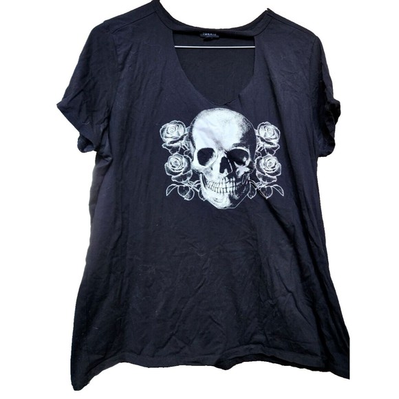 torrid | Tops | Torrid Skull Tshirt Us Size Or Plus 1x Halloween Gothic ...